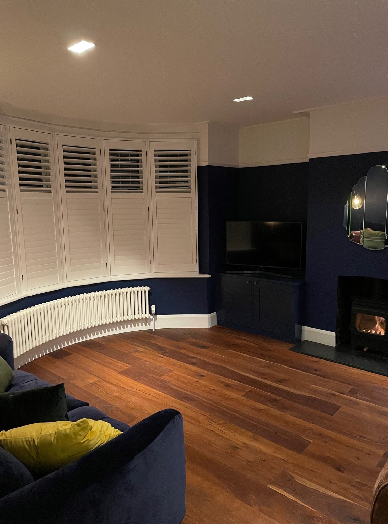 Tuba Classic Steel Column (Curved Bay Windows) | Designer Radiators ...