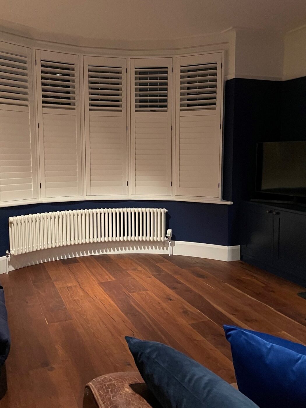 Bay window radiator ideas for beautiful interiors