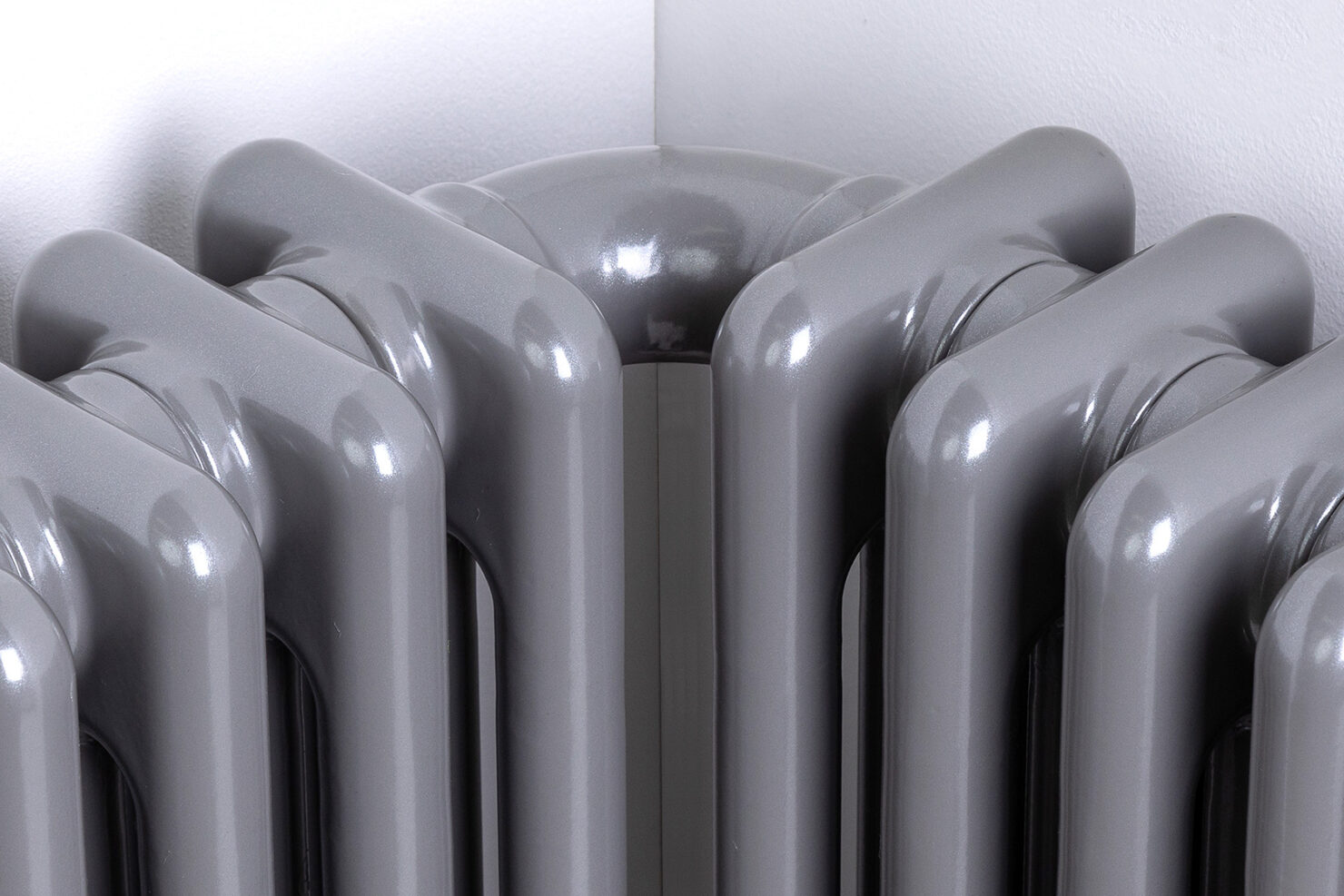 Tuba Classic Steel Column (Angled Bay Window) | Designer Radiators ...